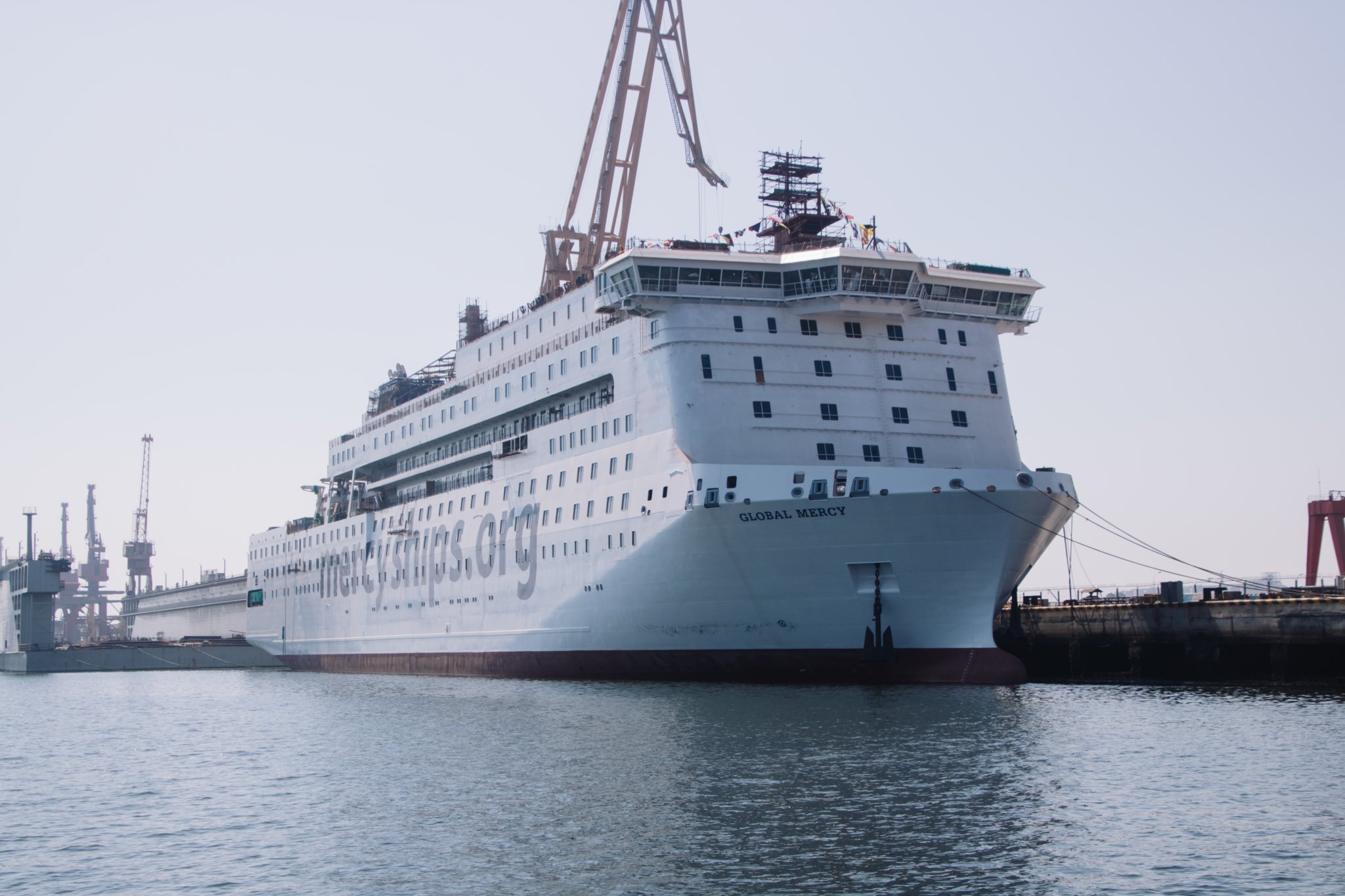 Bouw mee aan ons nieuwe ziekenhuisschip Global Mercy | Mercy Ships